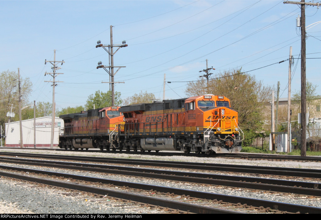 BNSF 6862 & 4726 (1)